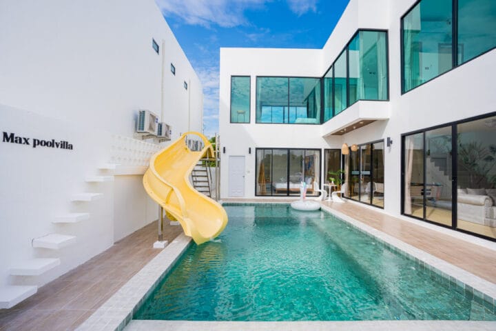 พูลวิลล่า EVA พูลวิลล่าบางเสร่ สุดหรู ใกล้หาด มีสระส่วนตัว